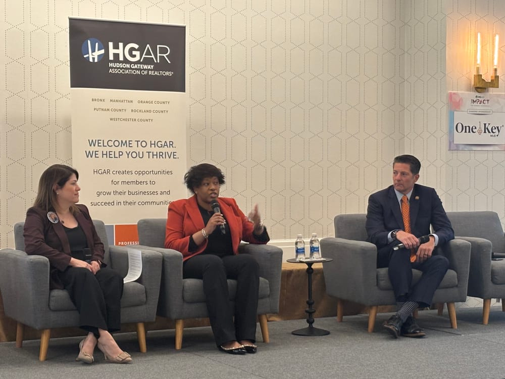 HGAR - Real Estate In-Depth