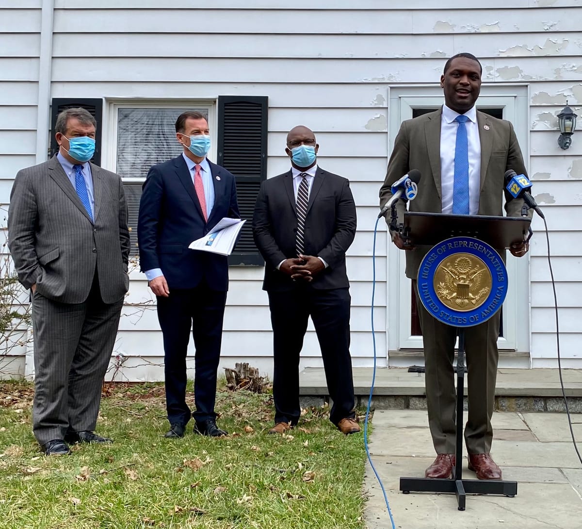 New York federal representatives and Westchester County Executive ...