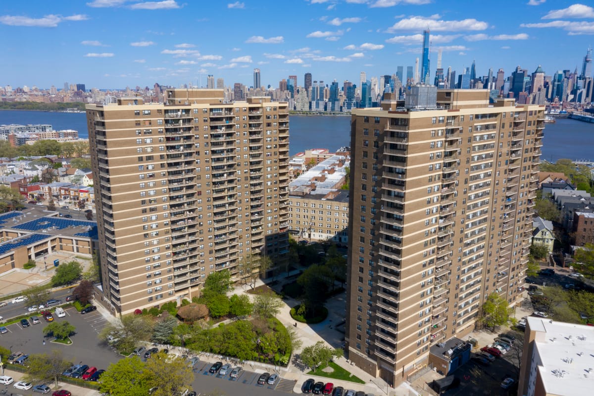 LIHC Investment Group of Portland, ME and Rockport Mortgage Corporation ...